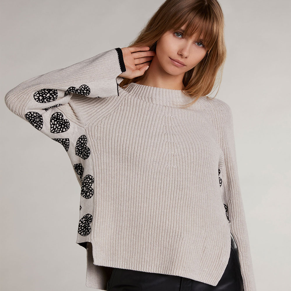 Oui-pullover-with-hearts-69905-lifestyle - jojo Boutique